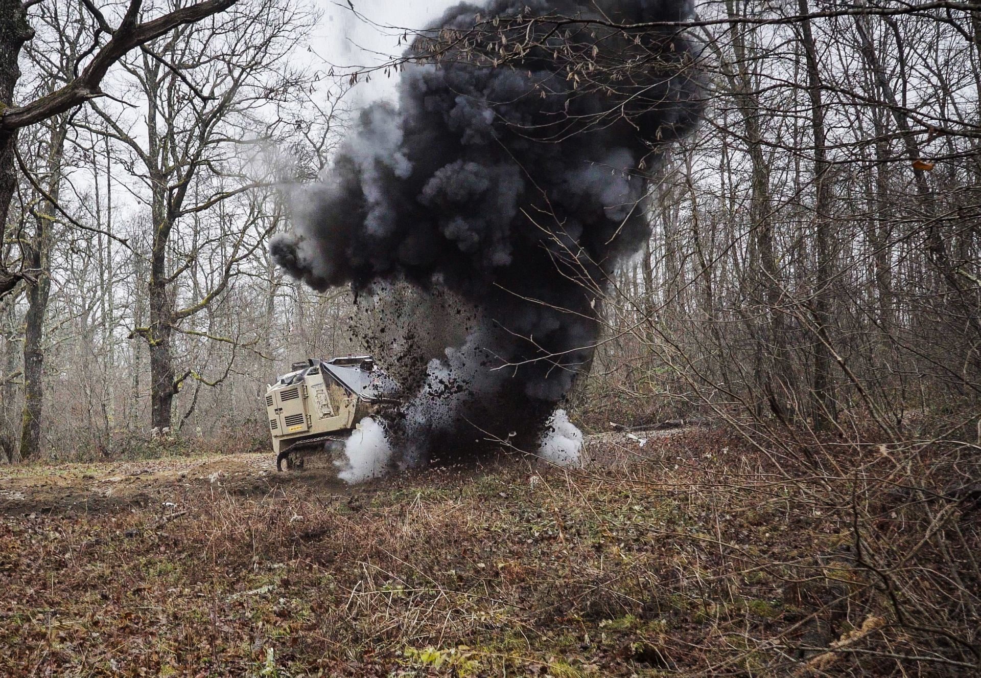 PT550 D:MINE Advanced Demining Vehicle | FAE
